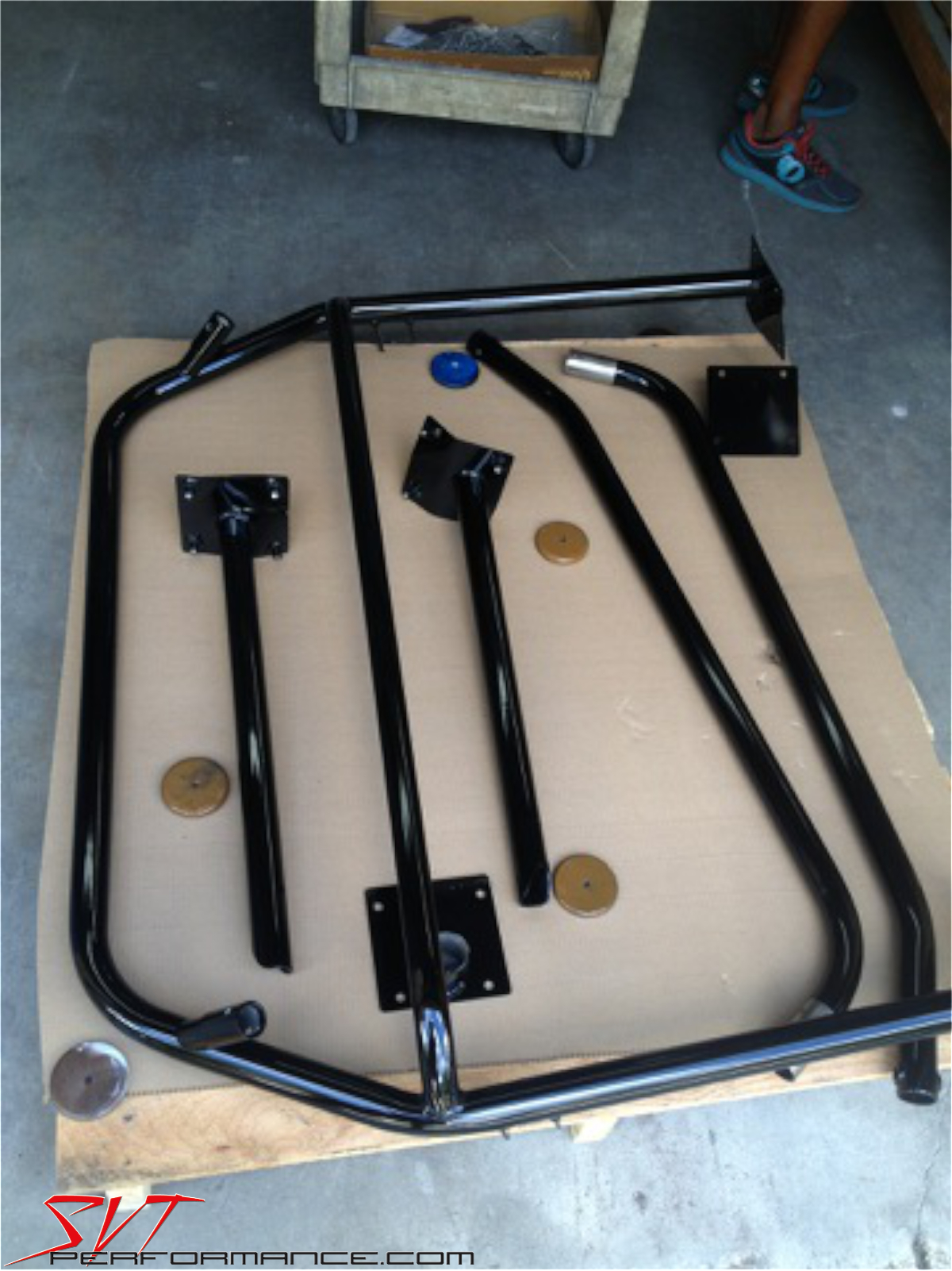 Tech: New Edge Roll Bar Install – FordPowered